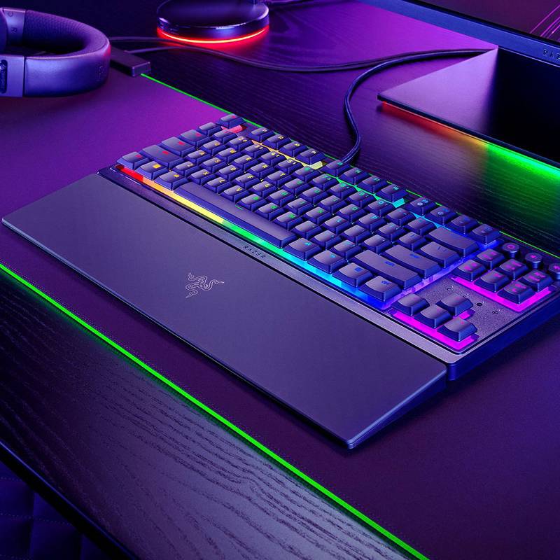 Razer - Clavier Gaming Ornata V3 TKL RGB - Noir